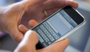 "Non rispondete alle chiamate con prefisso 081"