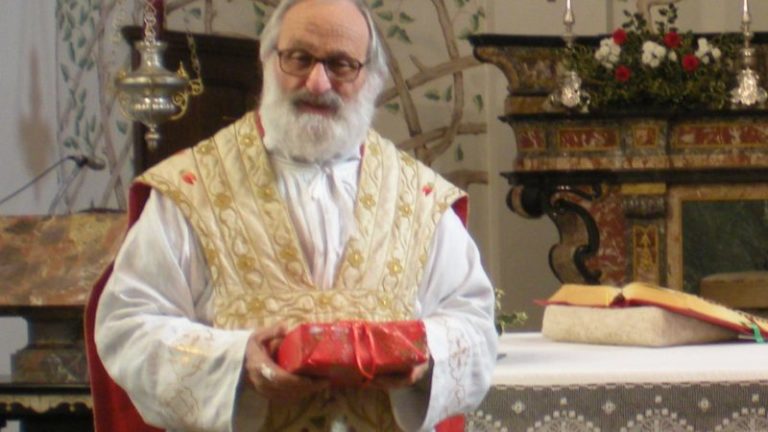 Quaresima al bar con il parroco: l’idea di don Claudio